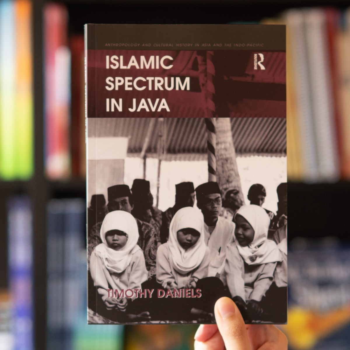 Islamic Spectrum in Java — Wardah Books